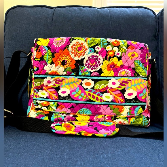 Vera Bradley | Bags | Nwt Vera Bradley Floral Messenger Bag | Poshmark